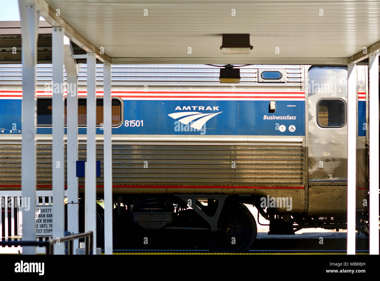 Passenger train car wheels usa hi-res stock photography and images - Alamy