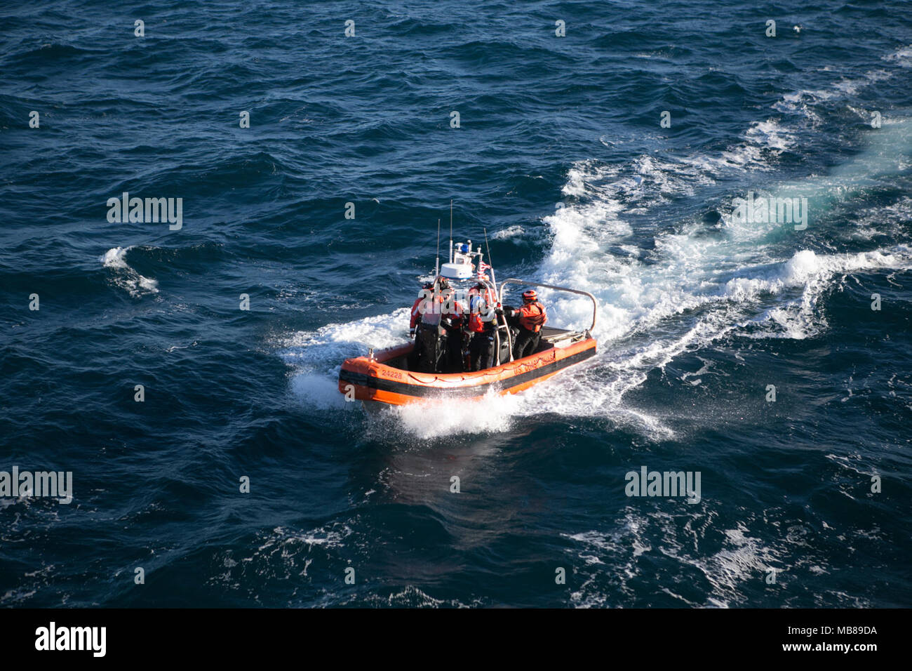 Noaa crew hi-res stock photography and images - Alamy