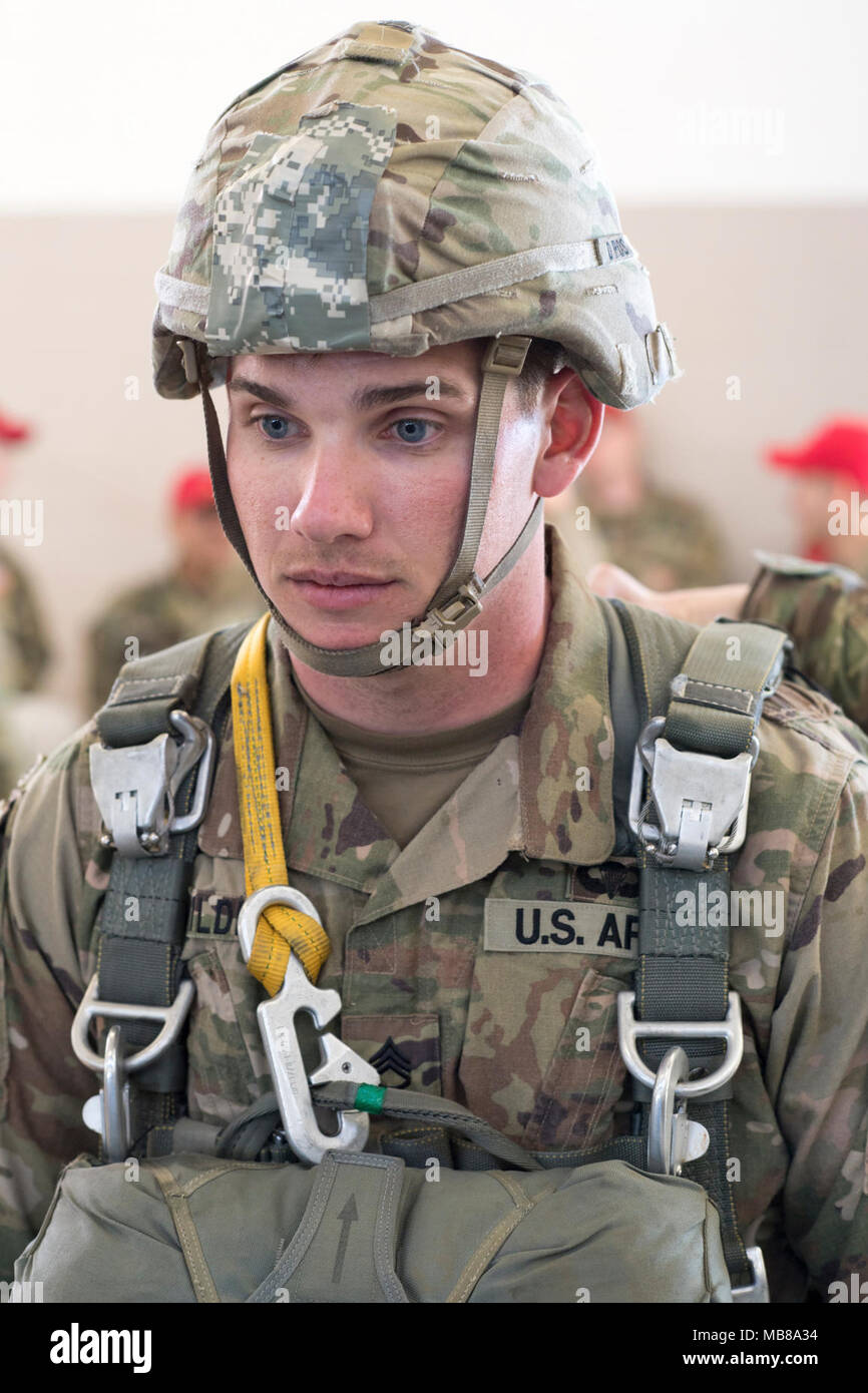 POPE ARMY AIRFIELD, N.C. — An Army paratrooper with the 82nd Airborne ...