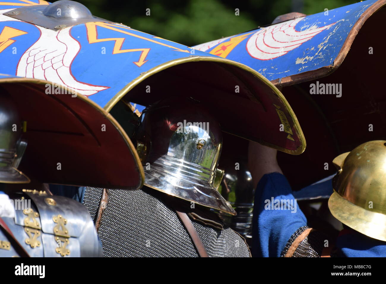 Roman testudo formation hi-res stock photography and images - Alamy