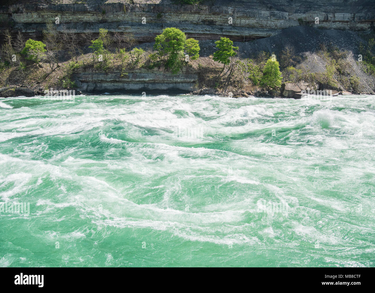 White water rapids in the gorge of the Niagara River at Niagara Falls ...