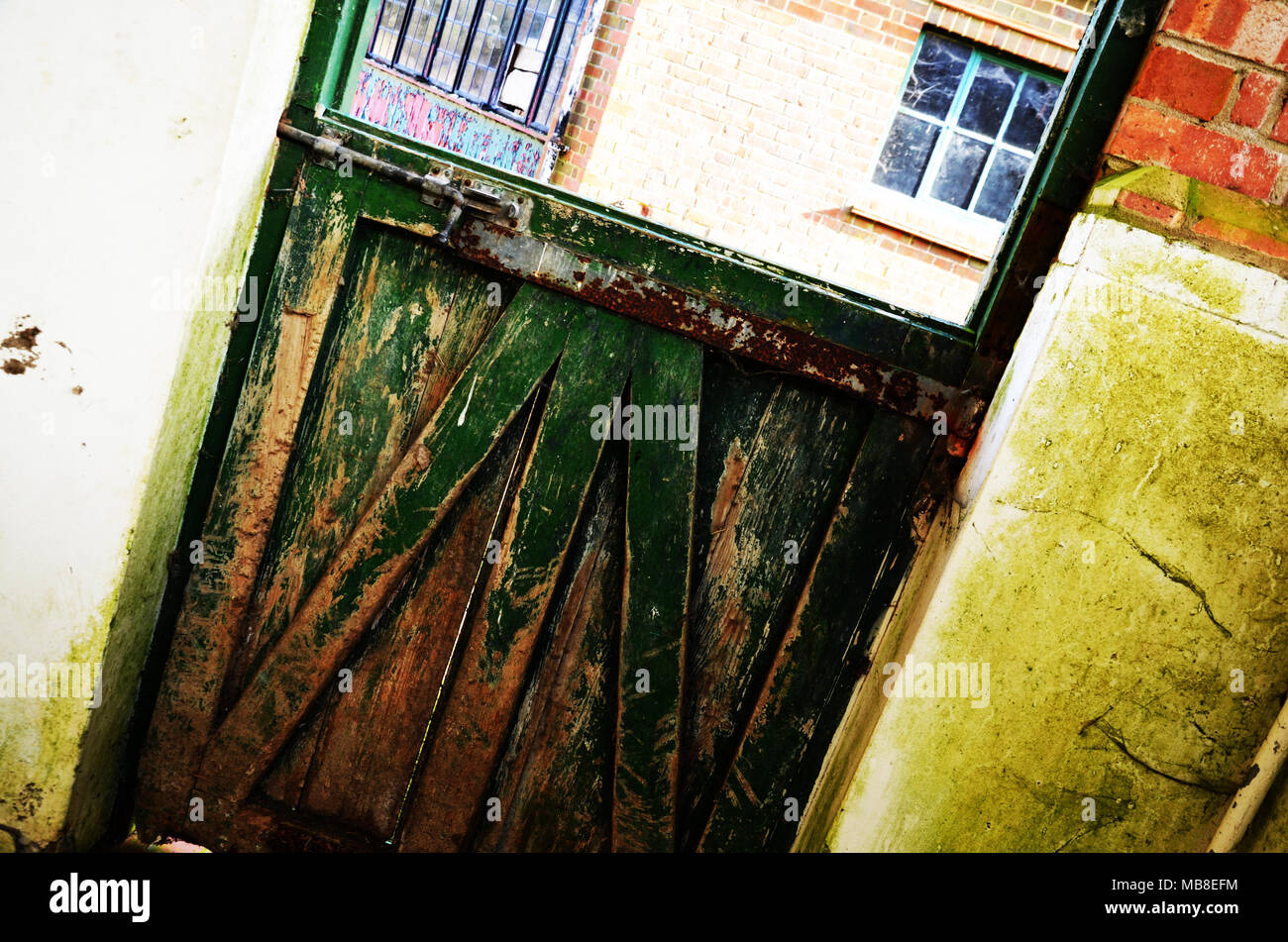 Destruction photography hi-res stock photography and images - Alamy