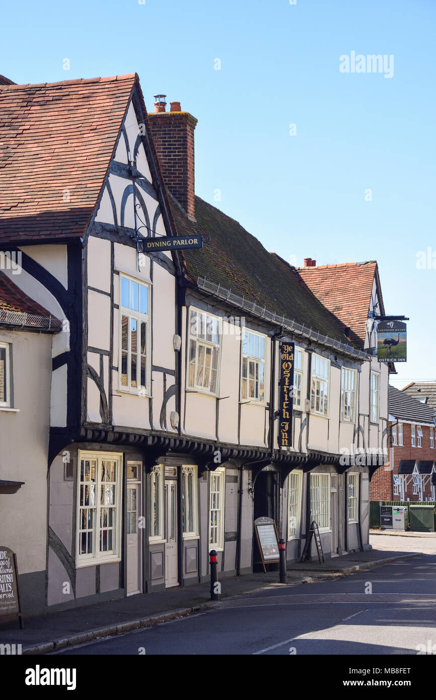 The ostrich inn colnbrook hi-res stock photography and images - Alamy