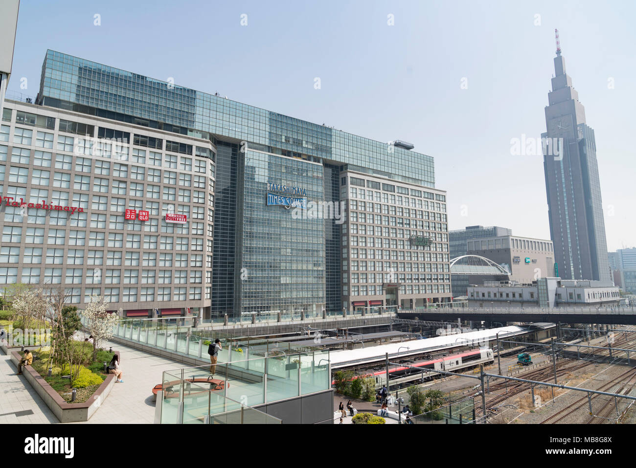 Takashimaya shinjuku times square hi-res stock photography and images ...