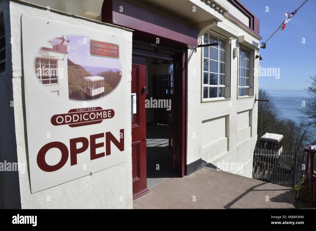 The Babbacombe Clff railway funicular between Babbacombe Downs and ...
