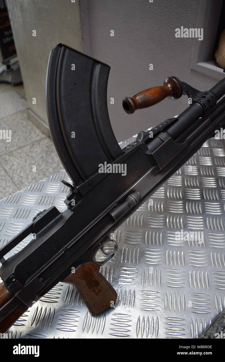 Bren light machine gun hi-res stock photography and images - Alamy