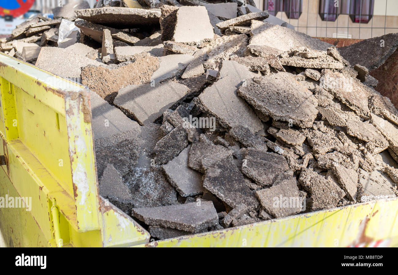 Bitumen asphalt hi-res stock photography and images - Alamy