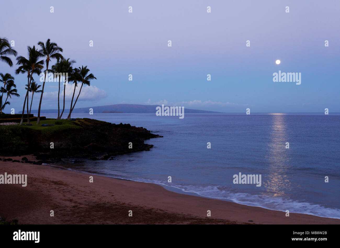 Moon landscape hawaii hi-res stock photography and images - Alamy