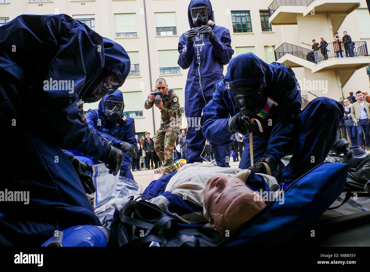 Medcal students attend BCRN attack drillt under Military medics control ...