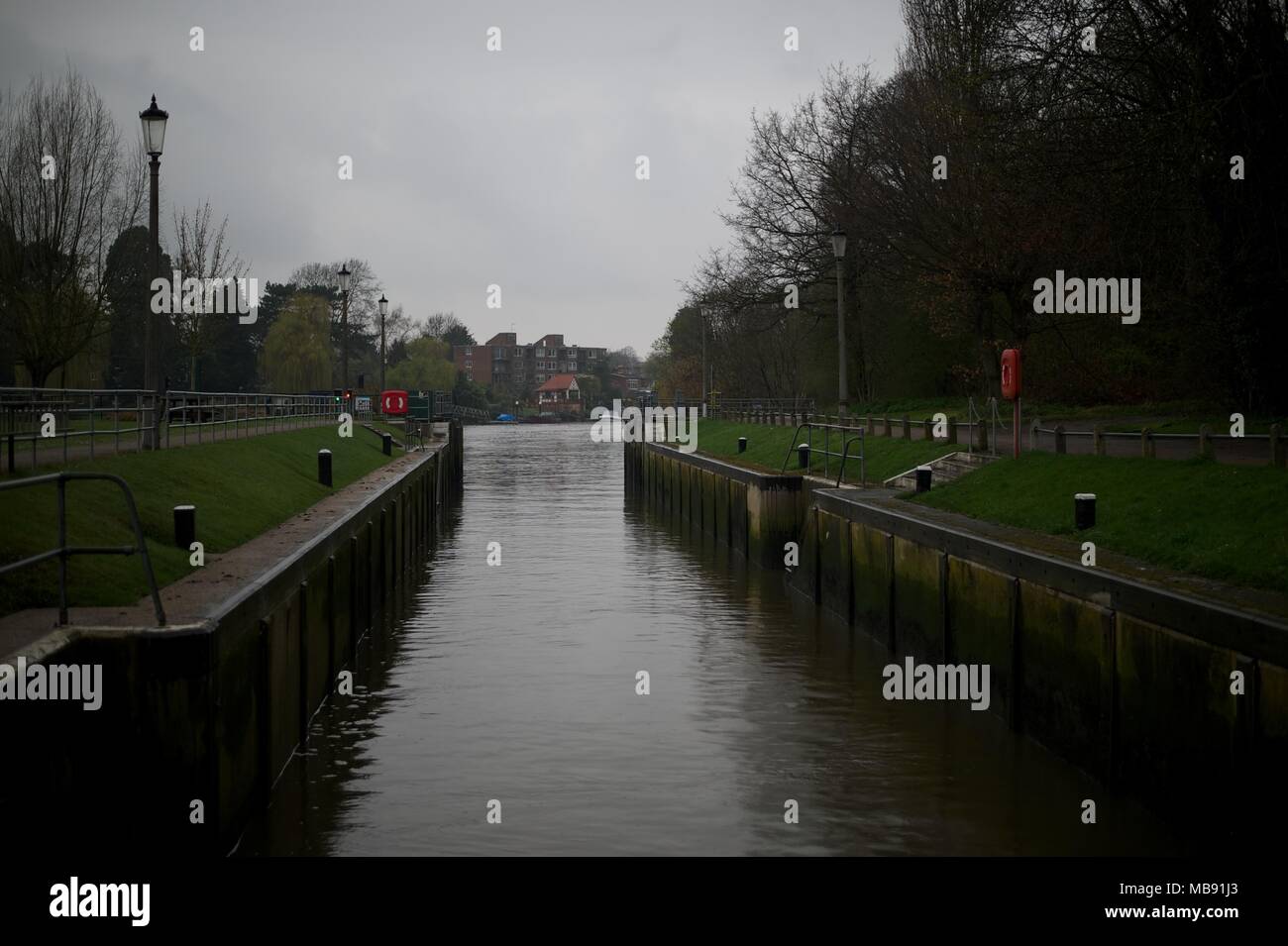 Kew to Hampton Court boat ride Stock Photo - Alamy