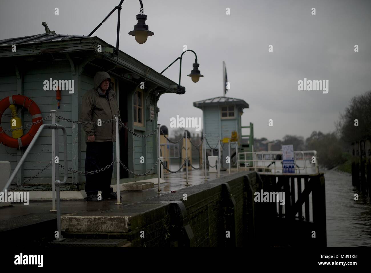 Kew to Hampton Court boat ride Stock Photo - Alamy