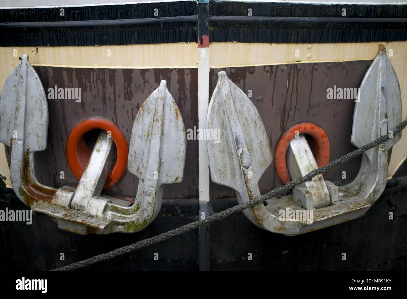 Kew to Hampton Court boat ride Stock Photo - Alamy