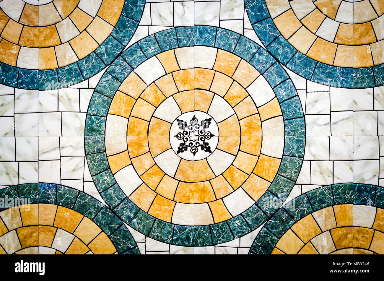 Tile pattern arabic hi-res stock photography and images - Alamy
