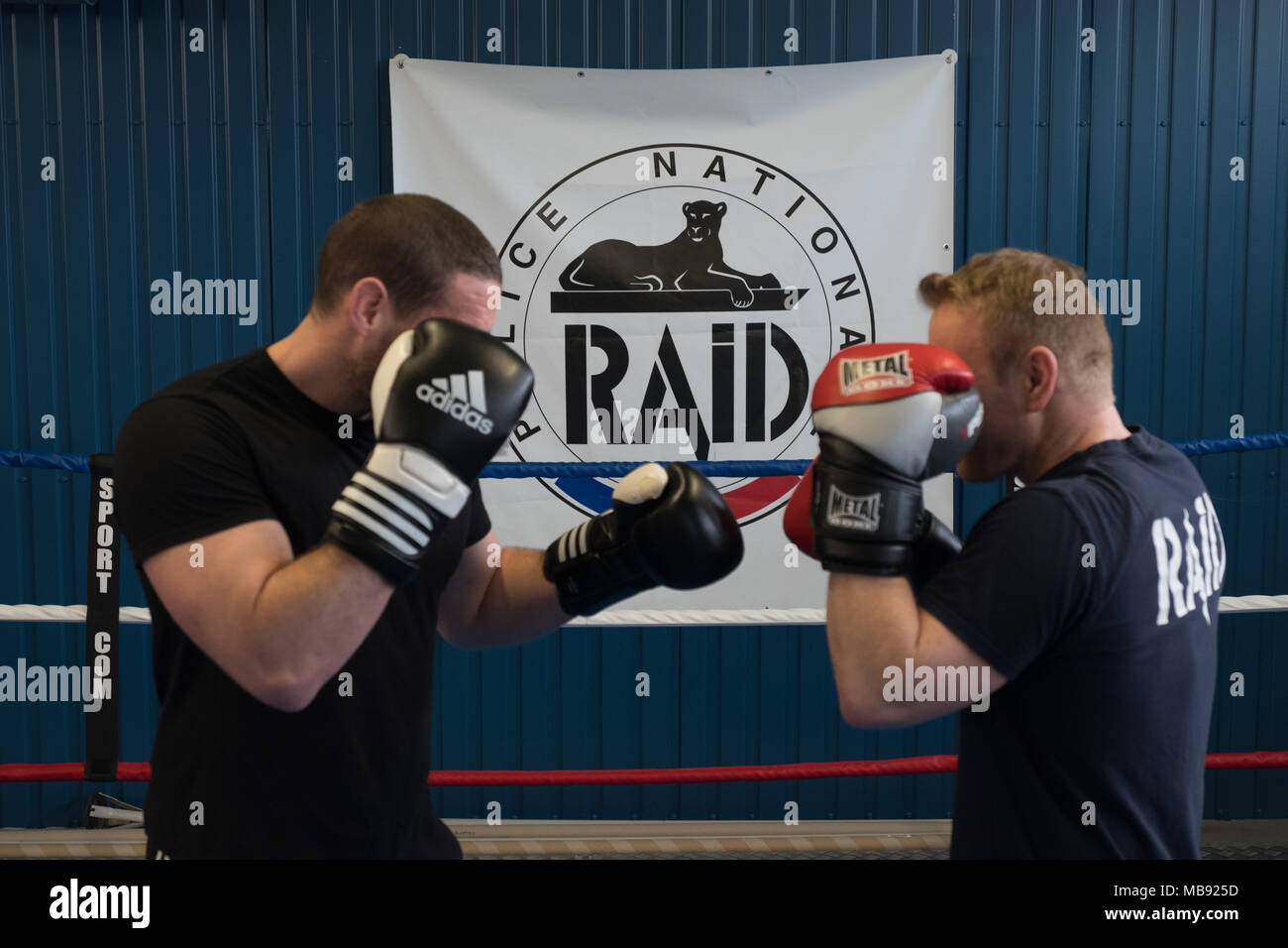 Ring de boxe hi-res stock photography and images - Alamy