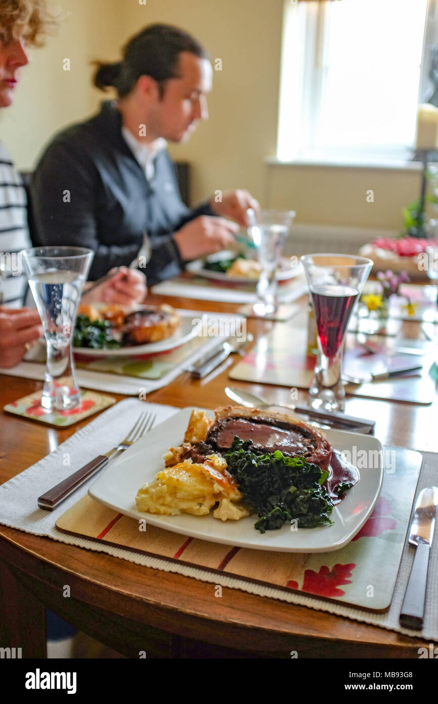 Sunday lunch table hi-res stock photography and images - Alamy