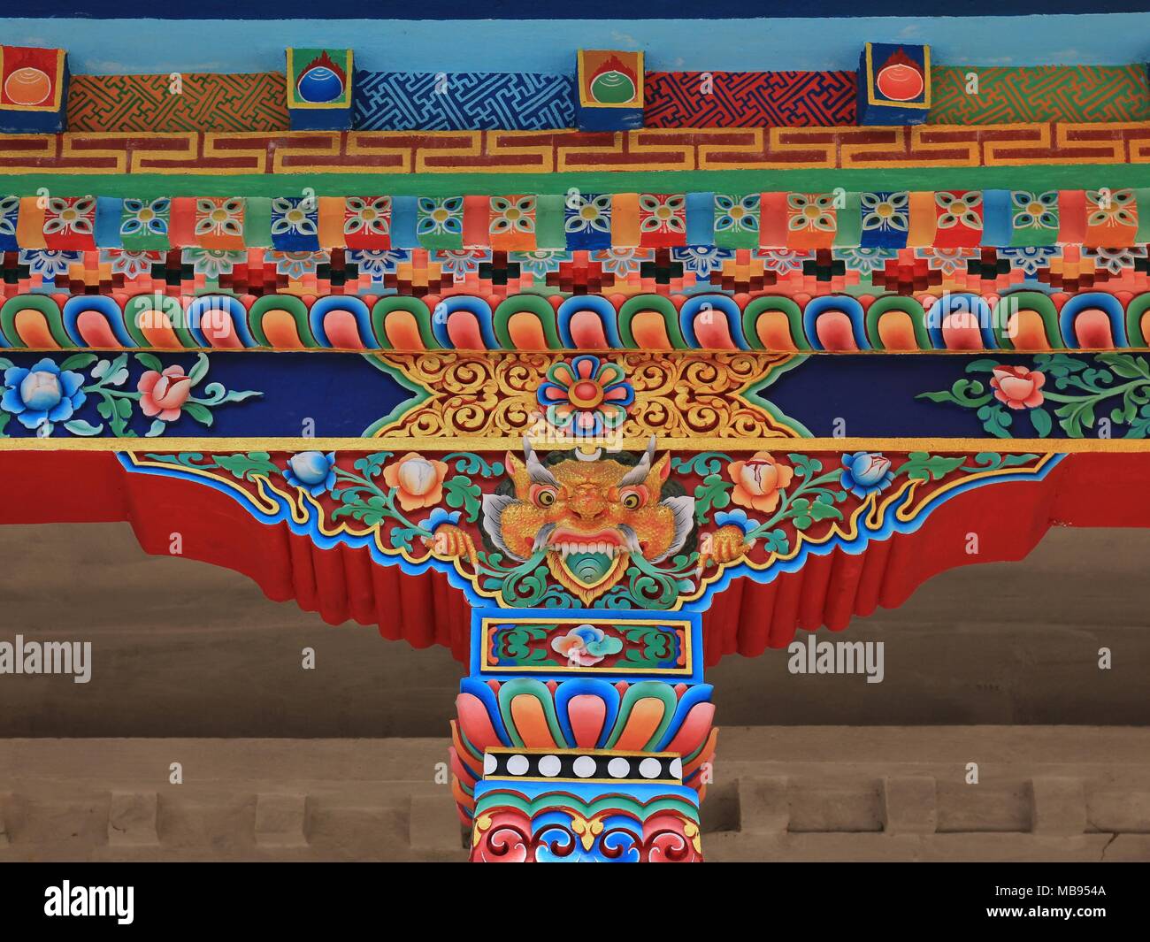 Buddhist monastry architecture hi-res stock photography and images - Alamy