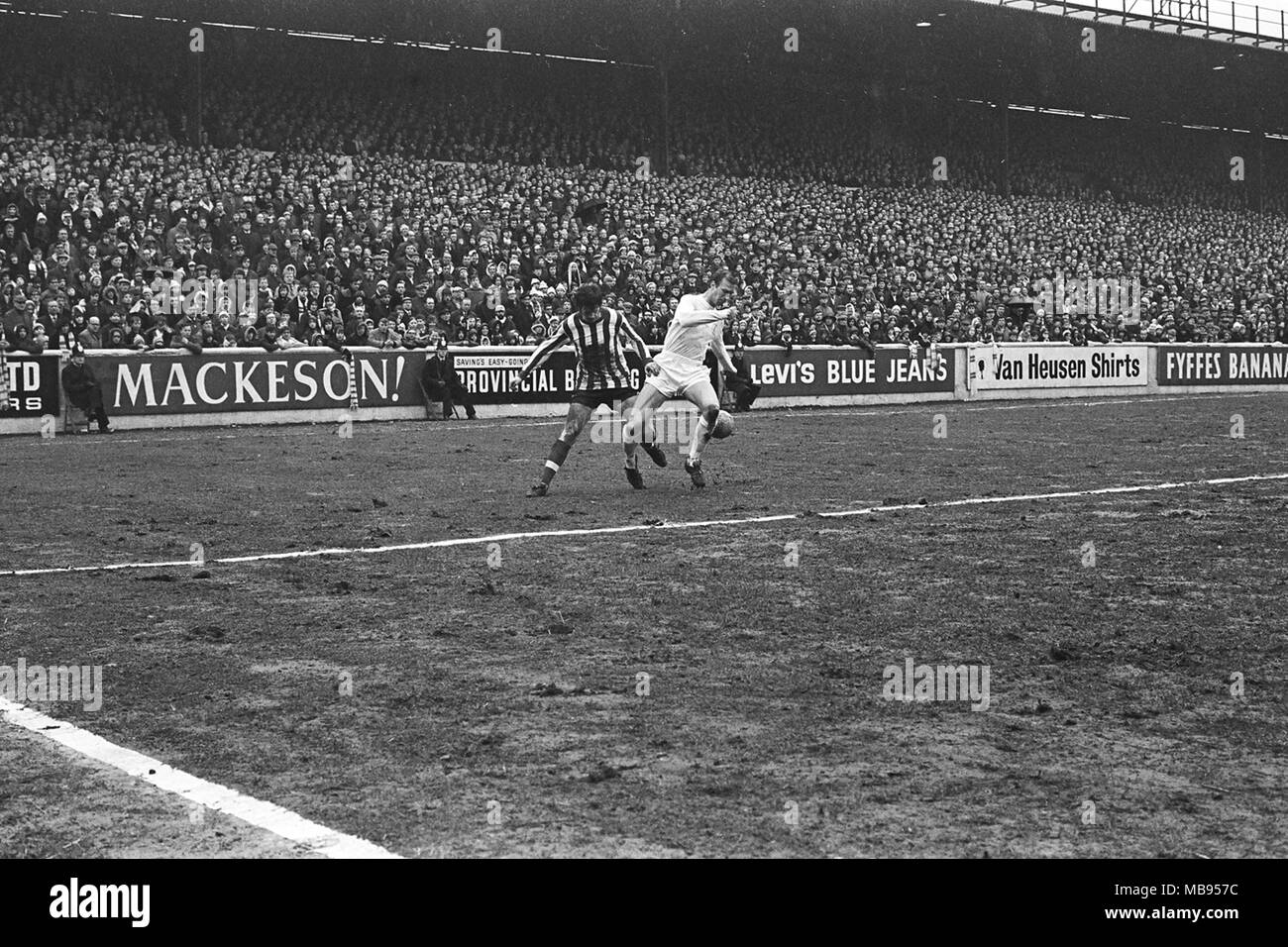 Leeds v Southampton 1970 Stock Photo - Alamy