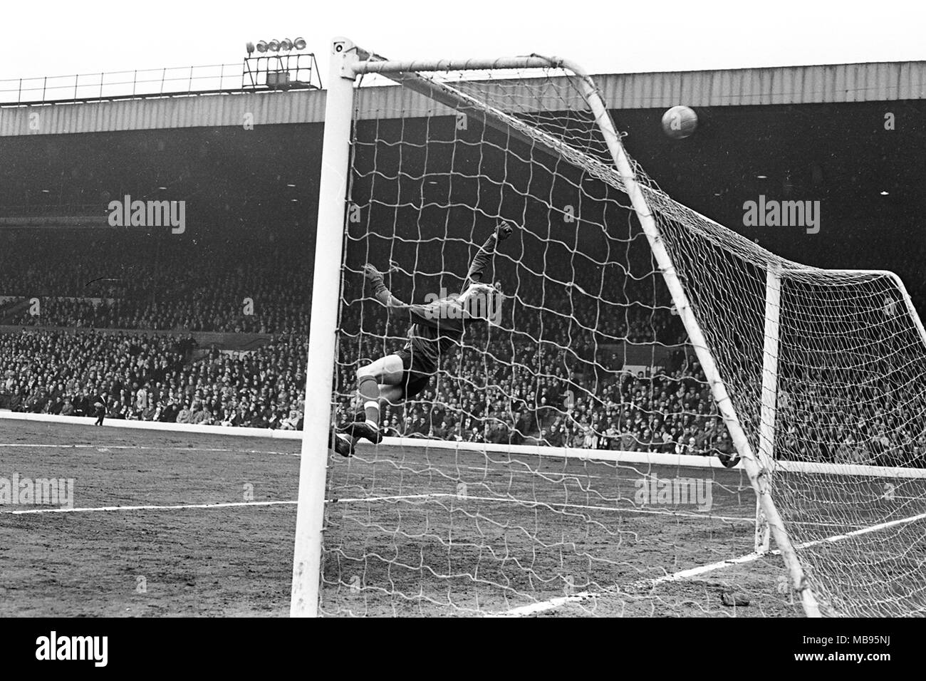 Leeds v Southampton 1970 Stock Photo - Alamy