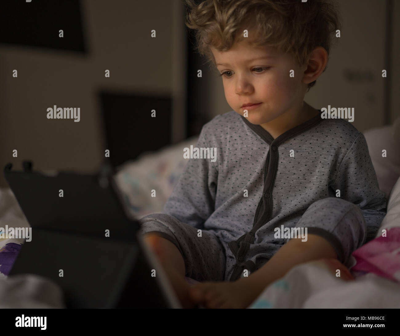 Awesome eyes hi-res stock photography and images - Alamy