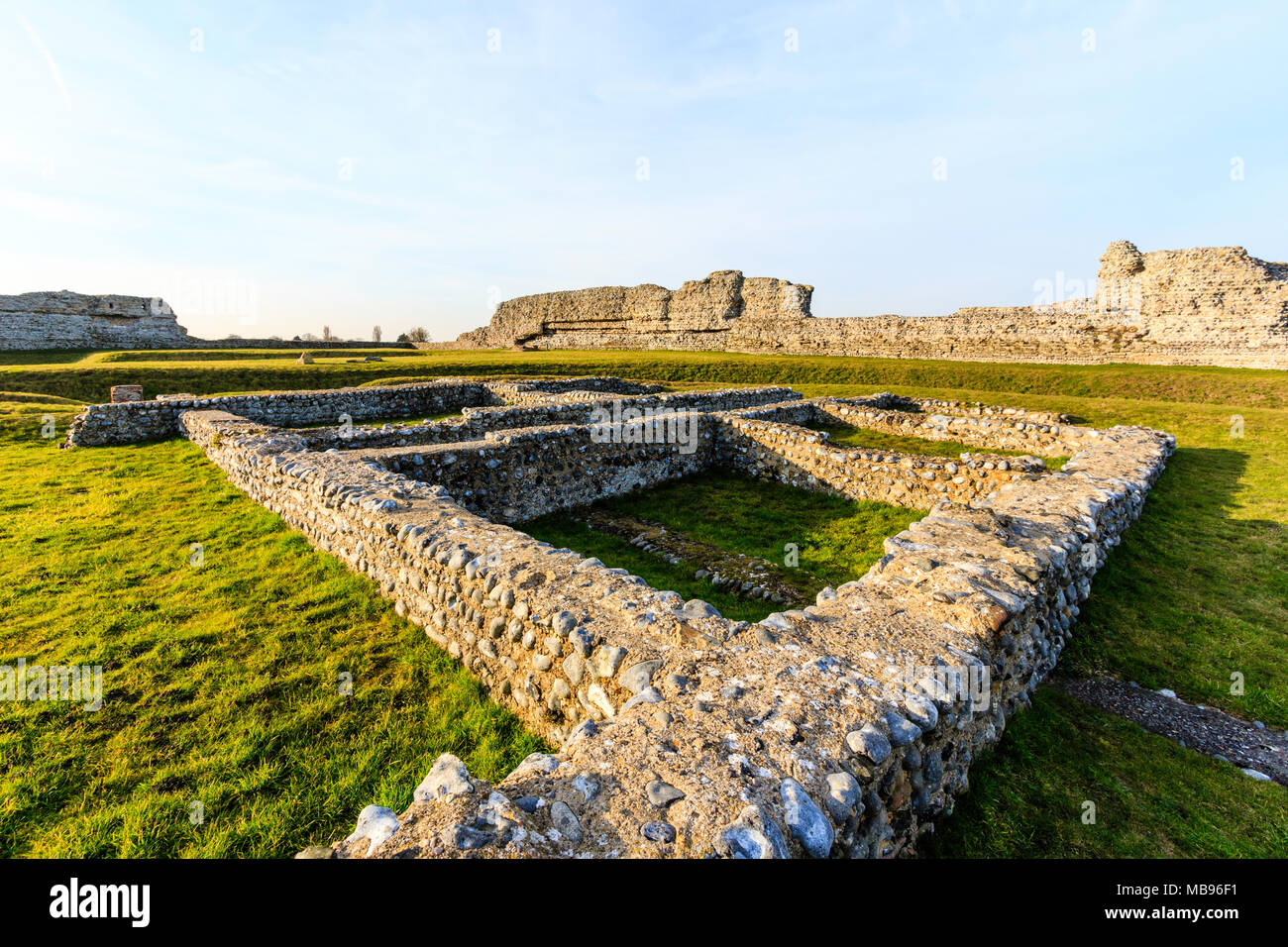 England, Richborough Roman castle. Ruins of the 2nd century town ...