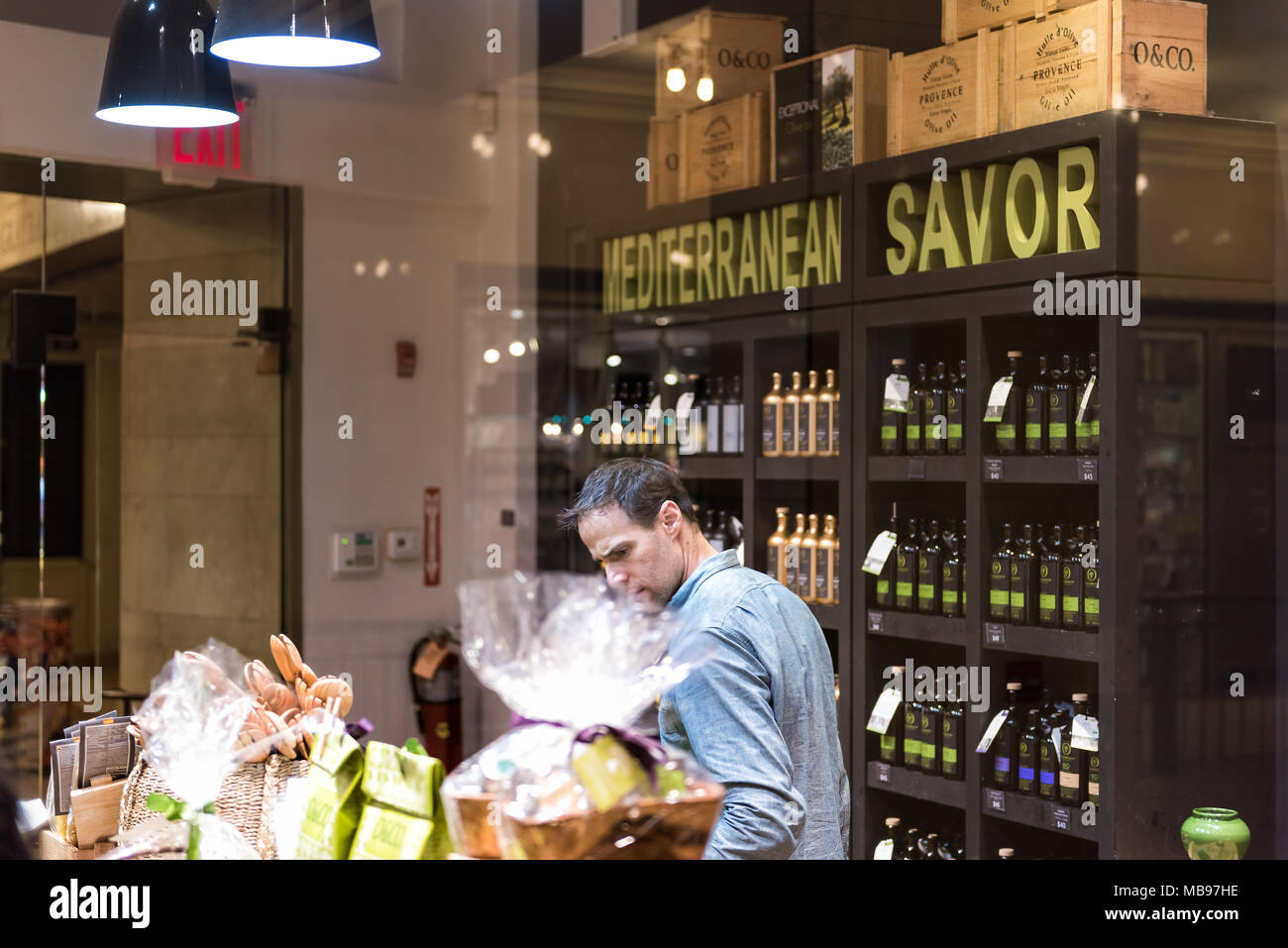 New York, USA - October 29, 2017: Grand Central Market in New York City ...