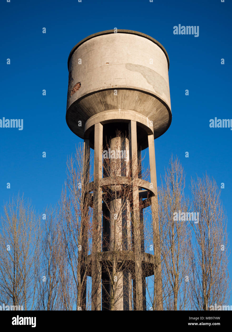 Concrete old water tank hi-res stock photography and images - Alamy