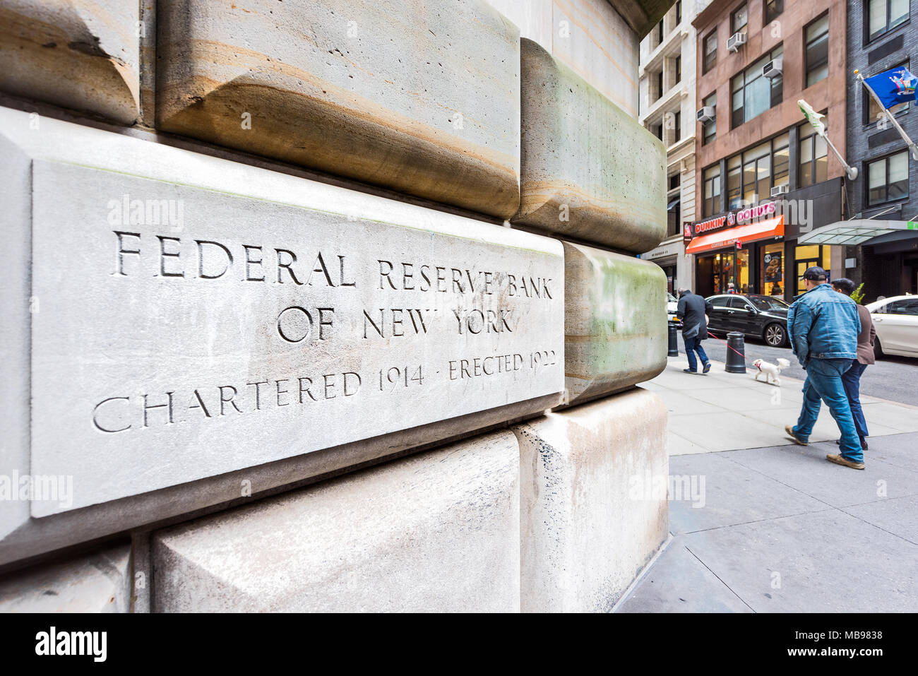 Federal reserve bank of new york hi-res stock photography and images ...