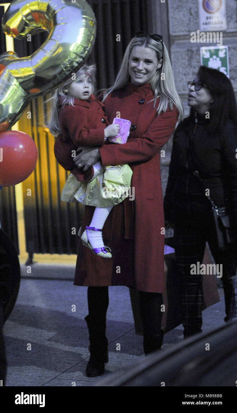 Michelle Hunziker and her family celebrate Celeste's 3rd birthday ...