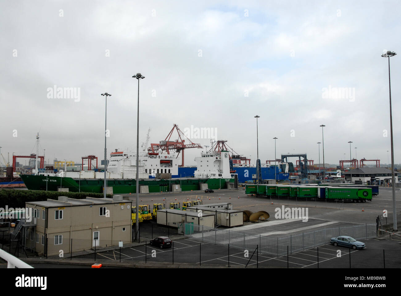 Dublin Docks on the river Liffey, Dublin, Ireland Stock Photo - Alamy