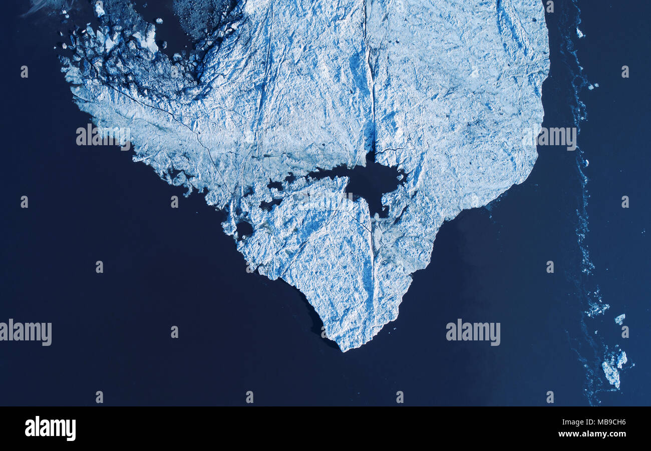 Melting arctic sea ice aerial hi-res stock photography and images - Alamy