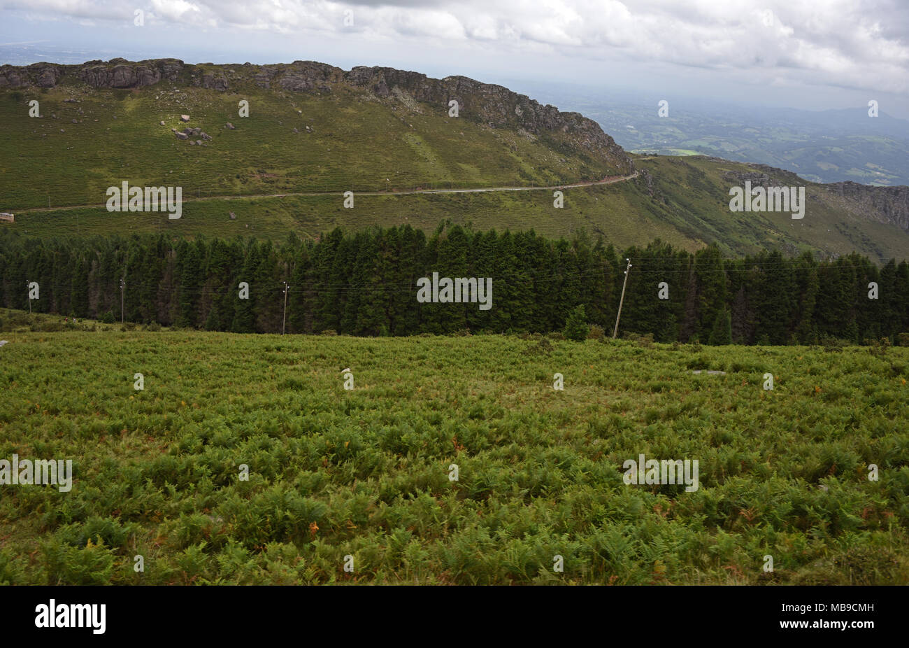 Le petit Train de la Rhune, Sare, Pyrenees Atlantique, Nouvelle ...