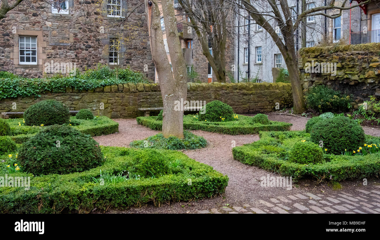 Dunbars close garden edinburgh hi-res stock photography and images - Alamy