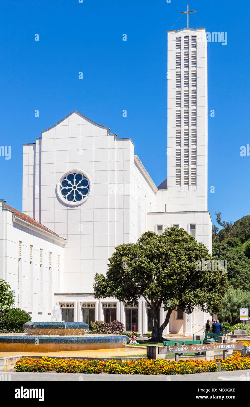 Art deco cathedral hi-res stock photography and images - Alamy