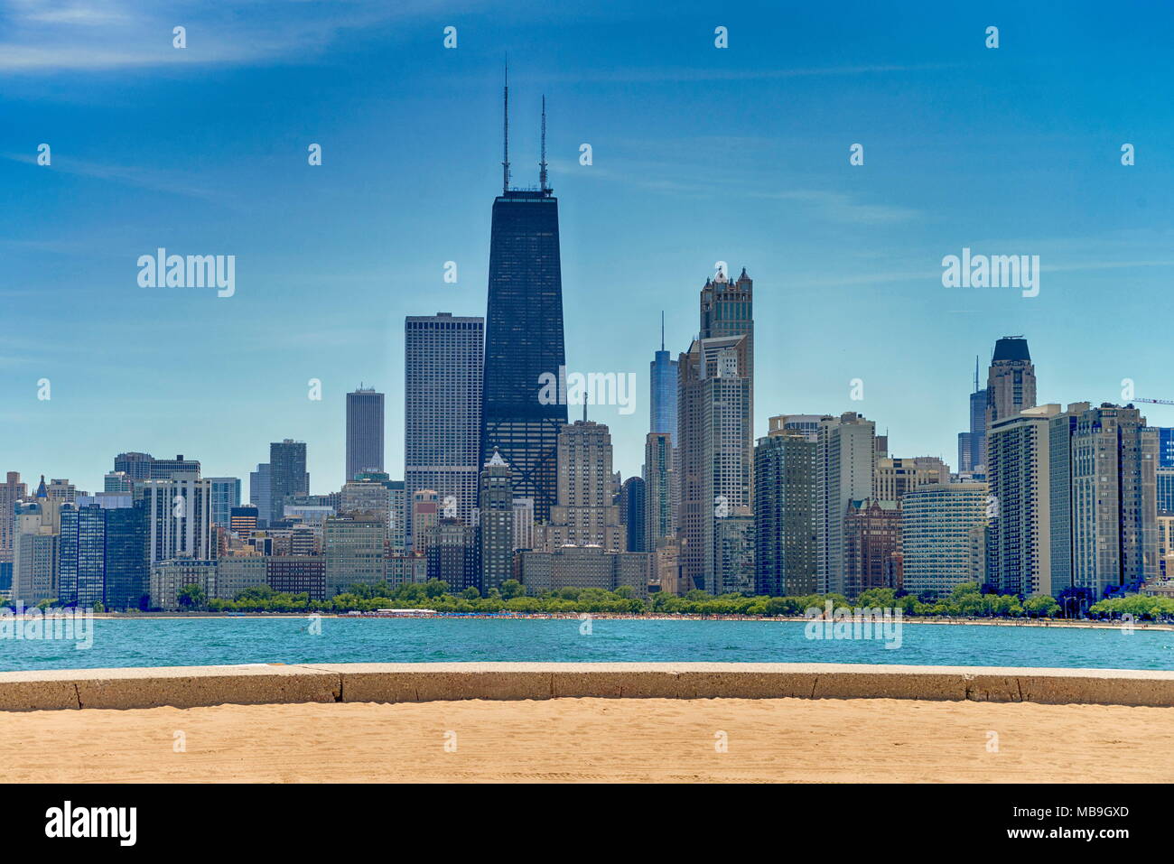 Chicago skyline at sunrise hi-res stock photography and images - Alamy