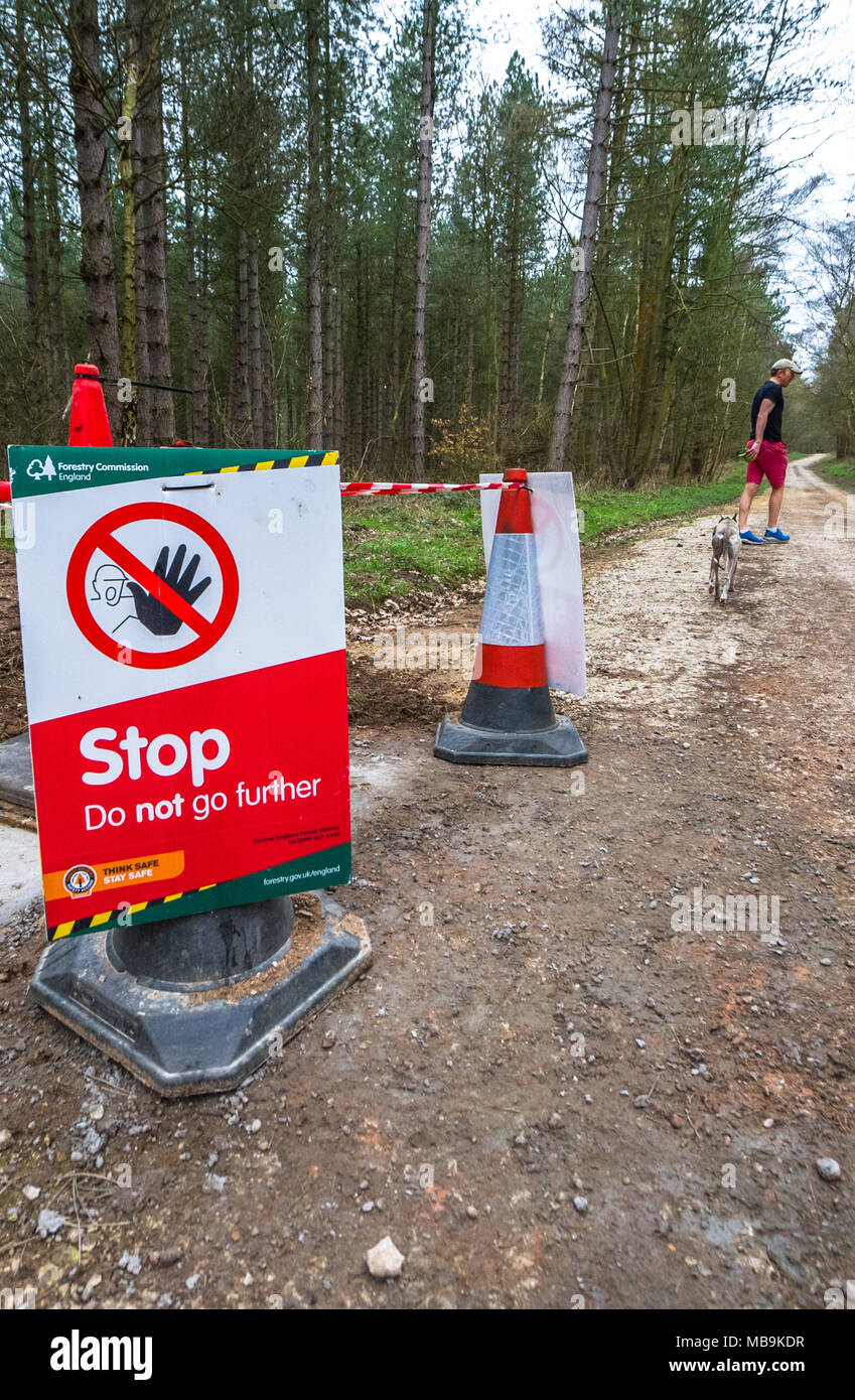 Stop go man sign hi-res stock photography and images - Alamy