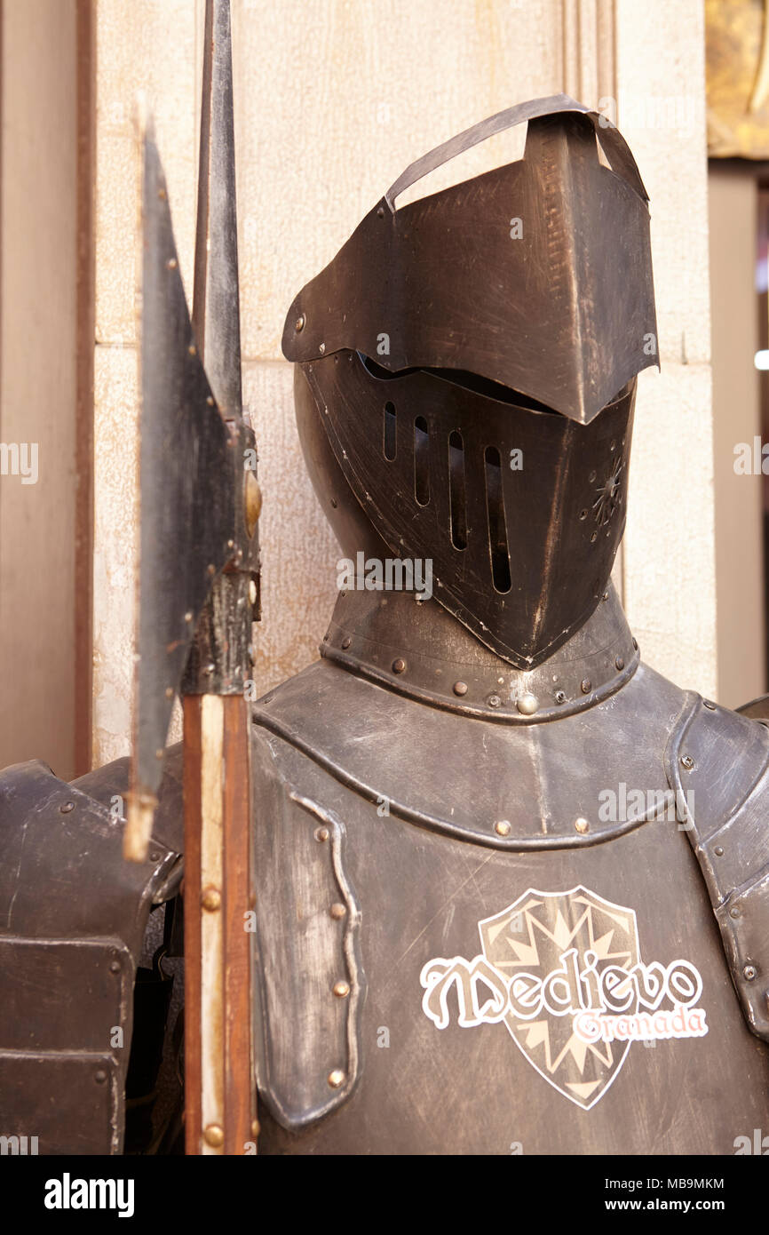 Armor shop hi-res stock photography and images - Alamy
