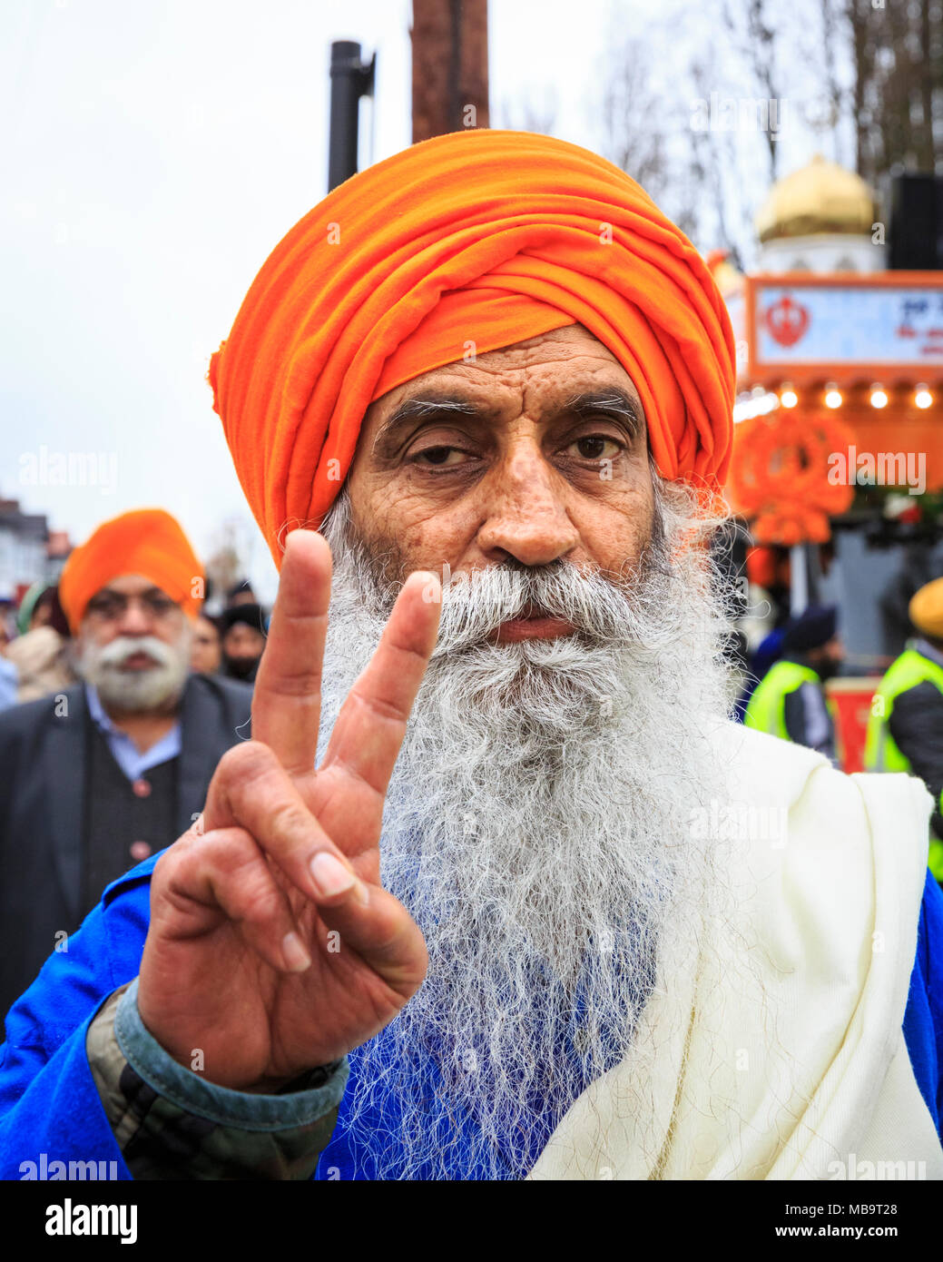 Southall england sikh turban hi-res stock photography and images - Alamy
