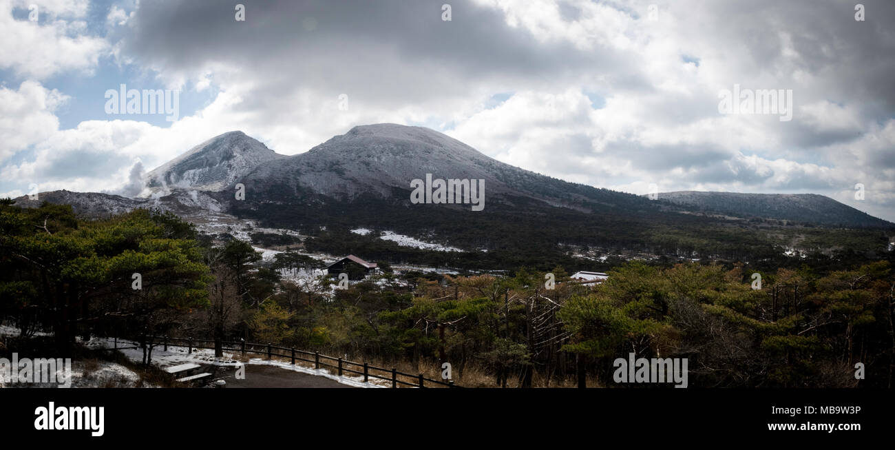 Shinmoedake volcano hi-res stock photography and images - Alamy