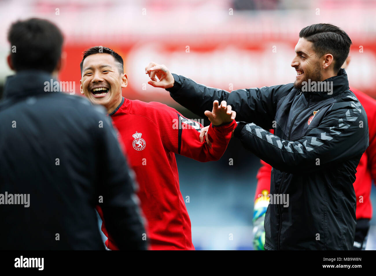 Barcelona, Spain. Credit: D. 7th Apr, 2018. Yosuke Ideguchi (Leonesa ...