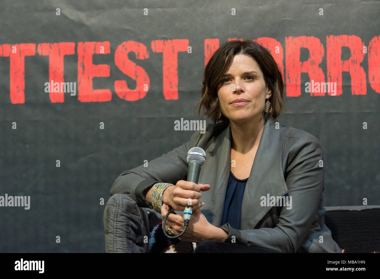Neve campbell wild things hi-res stock photography and images - Alamy