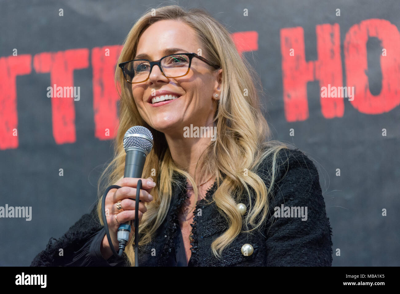 Julie Benz Saw