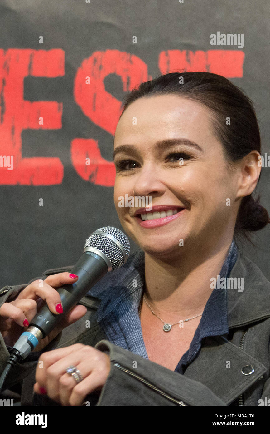 Danielle harris halloween hi-res stock photography and images - Alamy
