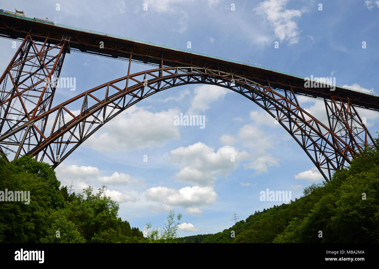 Solingen, Germany. 25th May, 2014. Muengsten Bridge, the highest ...