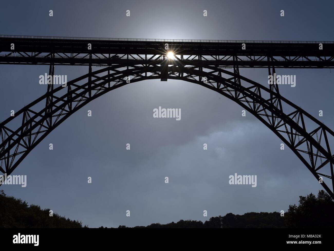 Mungsten railway bridge hi-res stock photography and images - Alamy