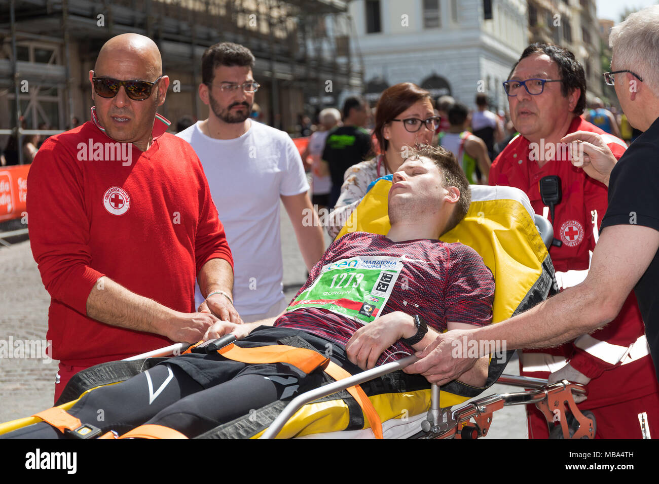 Stretcher run hi-res stock photography and images - Alamy