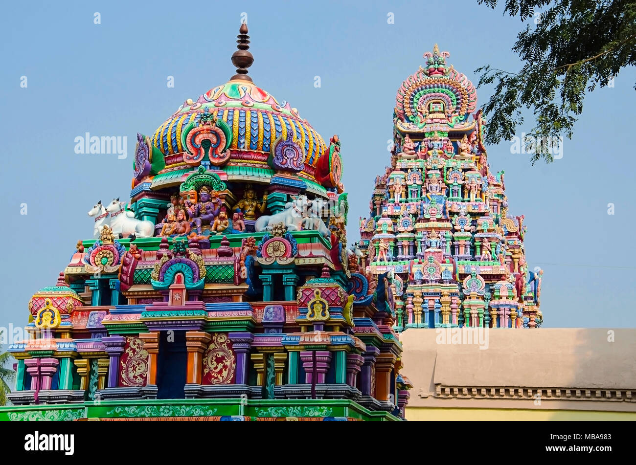 Kovil gopuram hi-res stock photography and images - Alamy