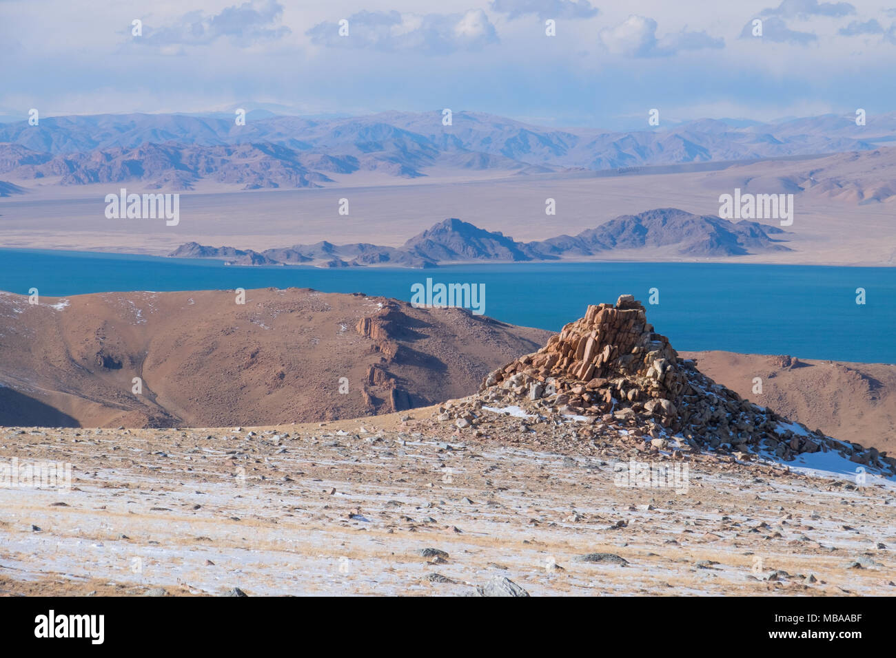 Lake Tolbo-Nur in northwestern Mongolia Stock Photo - Alamy