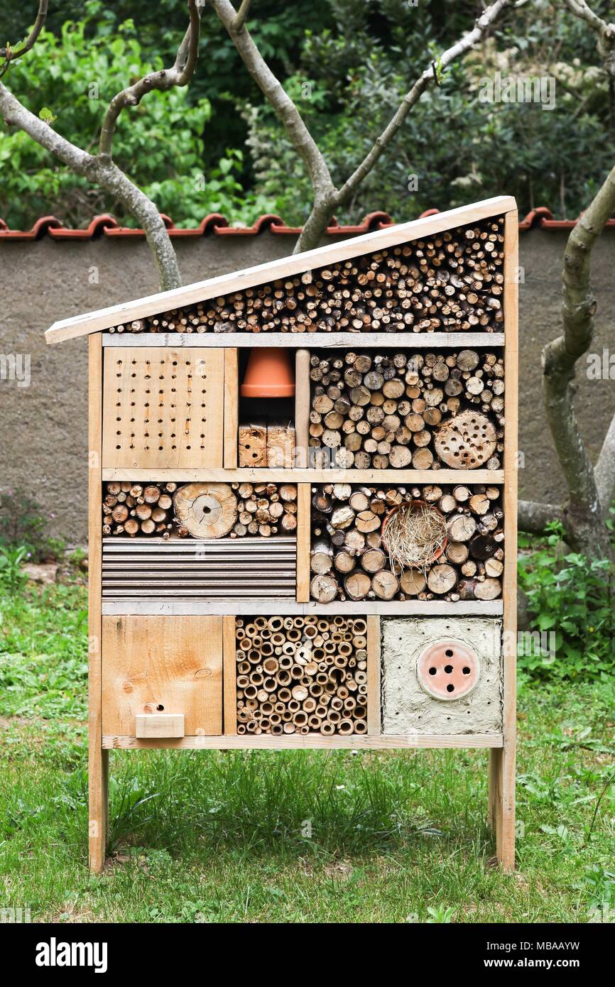 Butterfly hotel garden hi-res stock photography and images - Alamy