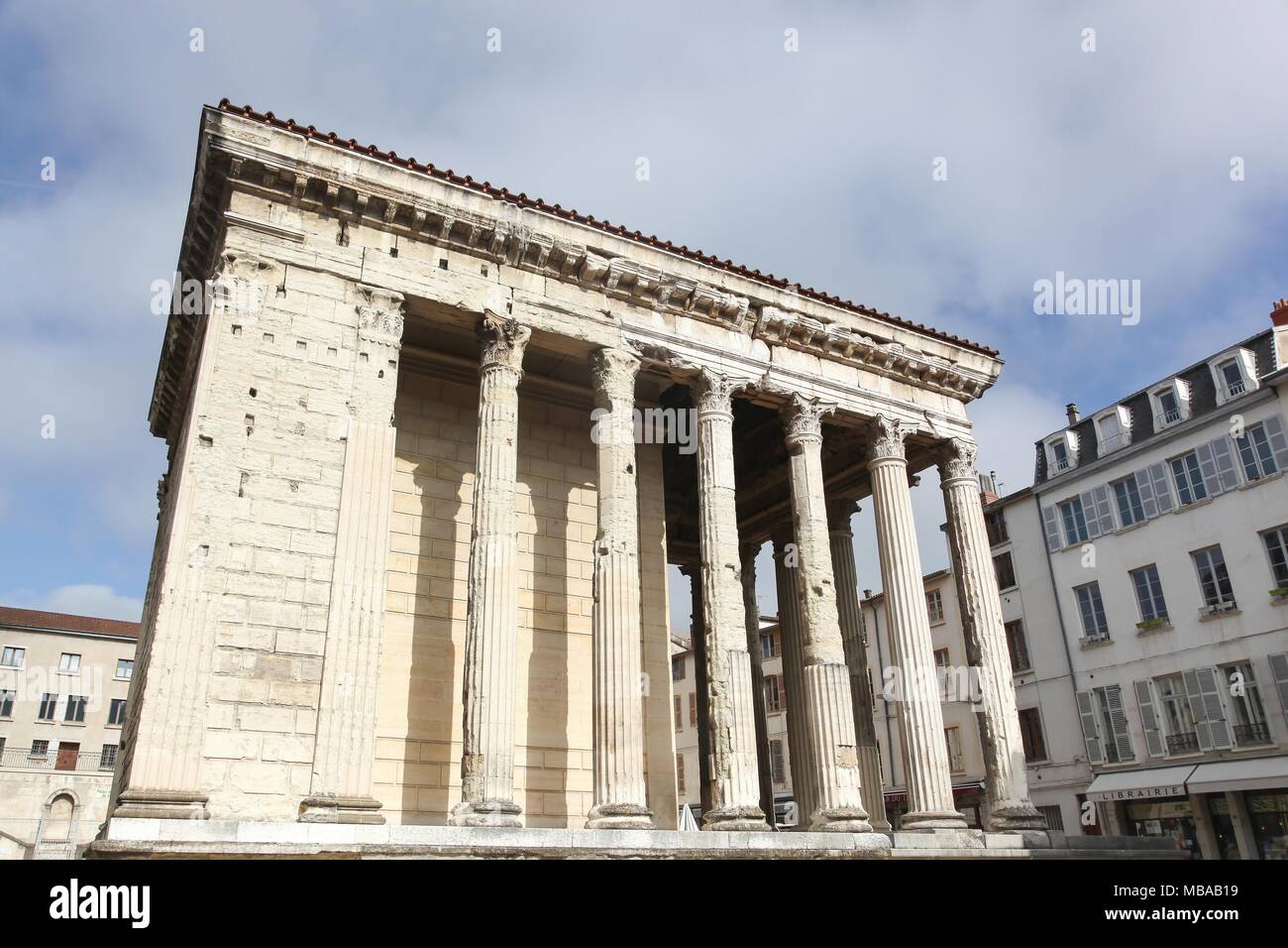 Roman temple of Augustus in Vienne, France Stock Photo - Alamy