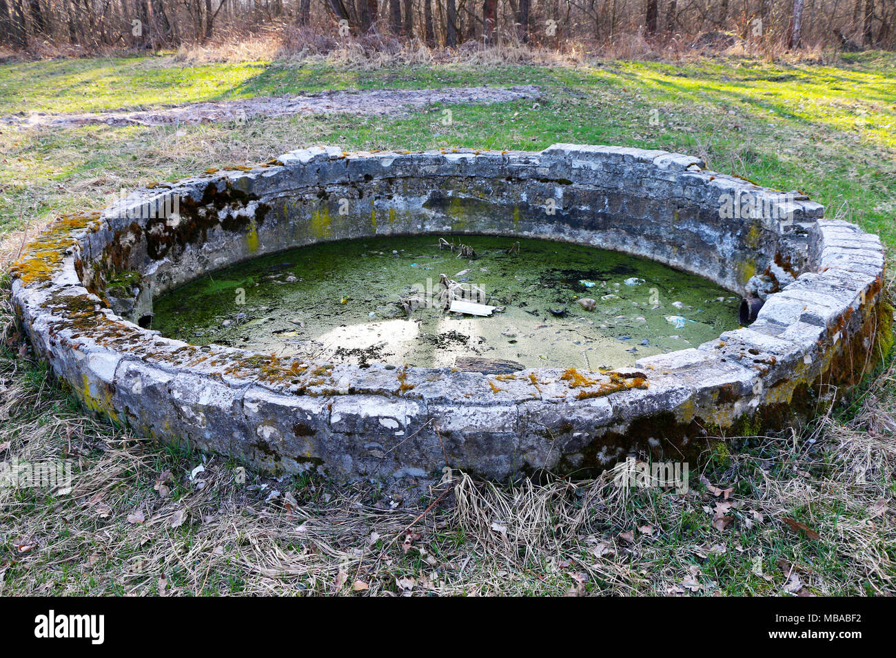 old abandoned rubbish fountain Stock Photo - Alamy